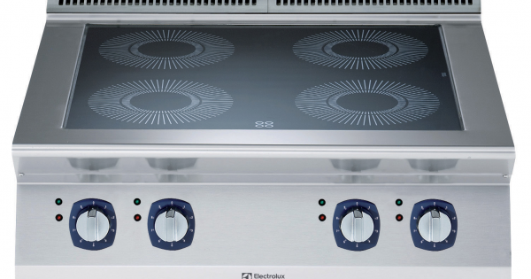 ELECTRIC INDUCTION COOKING TOP 800 MM